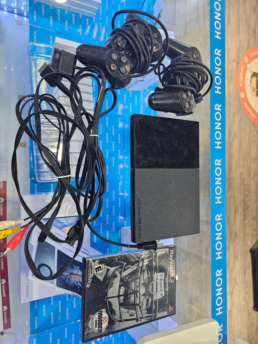 PS2 + 2 CONTROL + 1 JUEGO | GeekyDrop